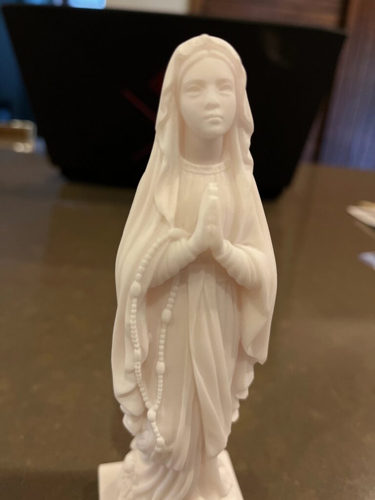 Virgin Mary praying statue made of Alabaster - eStatueShop